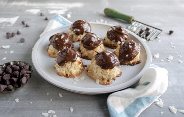 Best Coconut Macaroons — Hungry Enough To Eat Six